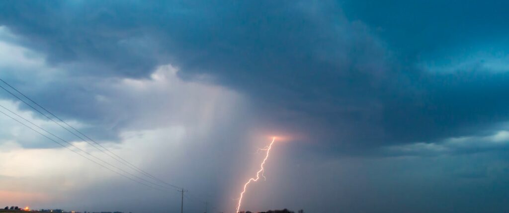 Best Weather Apps for Storm Tracking | Storm Guard