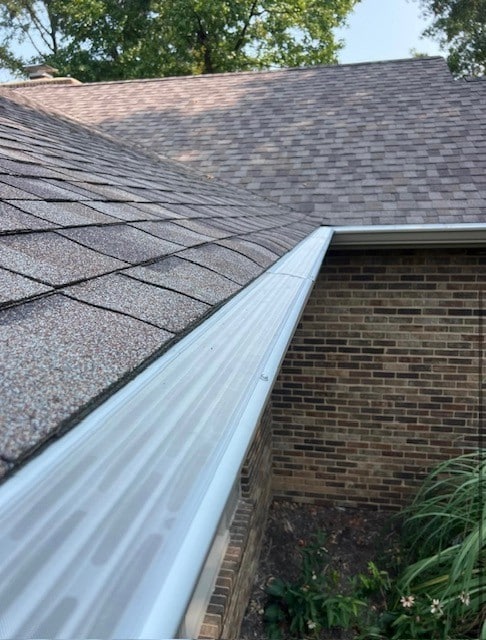 Gutter Guard Installation in Columbus: GutterDome & E-Z Lock